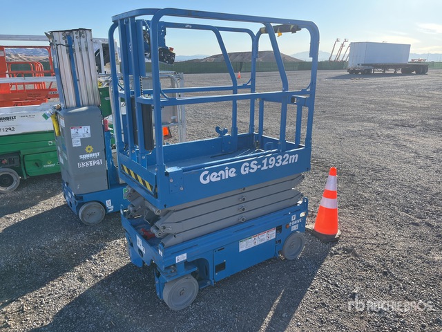 2024 Genie GS-1932m Electric Elevador de tijera | Ritchie Bros. Auctioneers