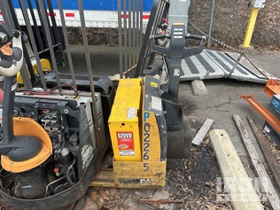 2001 Cat NPP40 4000 lb Electric Pallet Jack in Fairmont, West Virginia ...