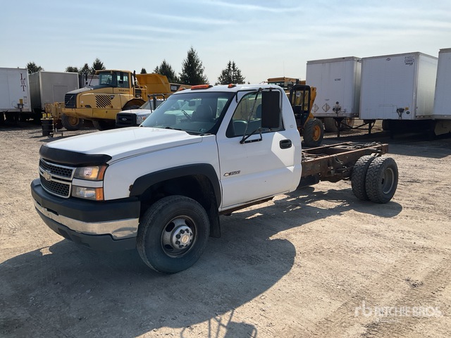 2005 Chevrolet 3500 4x2 Cab and Chassis | Ritchie Bros. Auctioneers