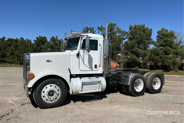 2006 Peterbilt 378 6x4 T/A Day Cab Truck Tractor | Ritchie Bros ...