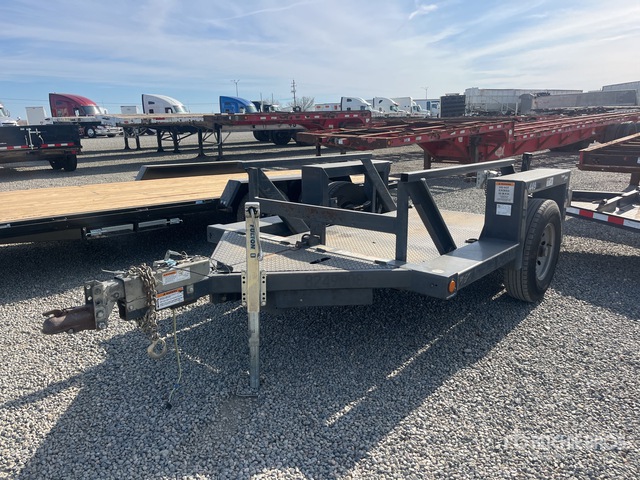 2016 JLG 449 8 ft S/A Ground Load Trailer | Ritchie Bros. Auctioneers
