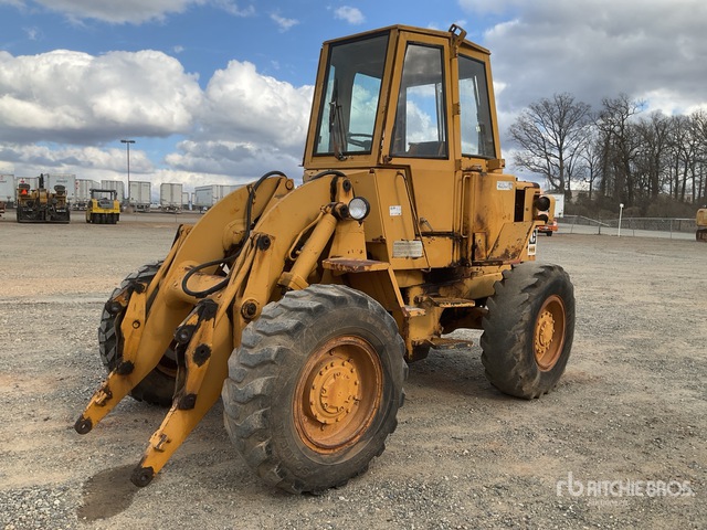 1970 Cat 920 Wheel Loader | Ritchie Bros. Auctioneers