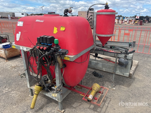 Silvan Fieldmaster 12 m 3-Point Hitch Sprayer | Ritchie Bros. Auctioneers