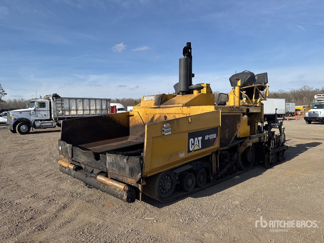 2010 Cat AP-1055D Track Asphalt Paver | Ritchie Bros. Auctioneers