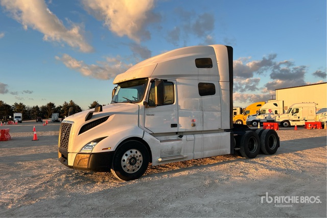 2021 Volvo VNL760 6x4 T/A Sleeper Truck Tractor | Ritchie Bros. Auctioneers
