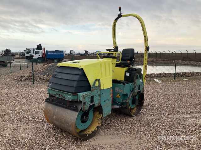 2006 Amman AV23-2 Double Drum Roller | Ritchie Bros. Auctioneers