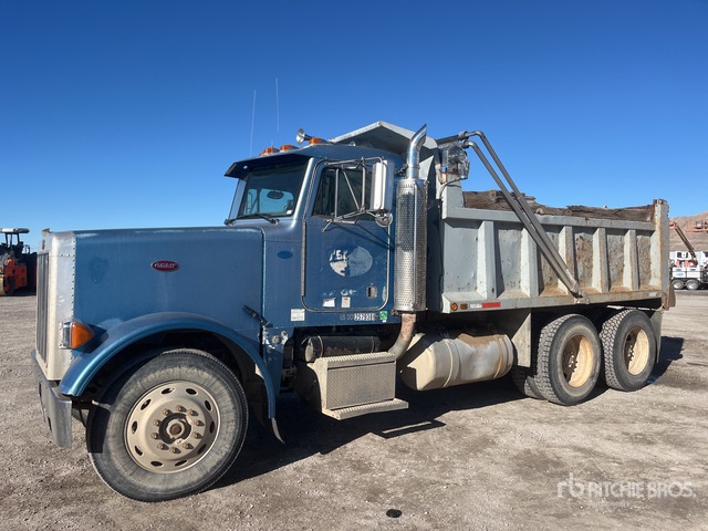 1990 Peterbilt 378 6x4 Camion à benne tandem | Ritchie Bros. Auctioneers