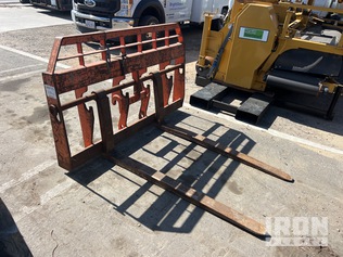 60 in Telehandler Pallet Forks - Fits Extreme in San Fernando ...