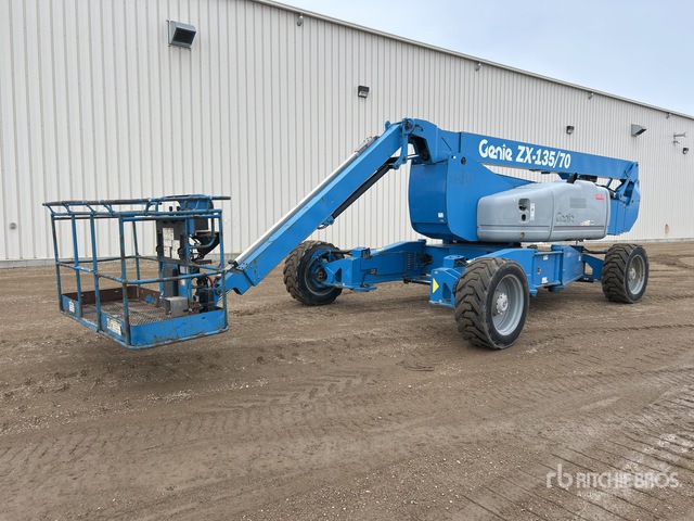 2013 Genie Z135/70 4WD Diesel Articulating Boom Lift | Ritchie Bros ...