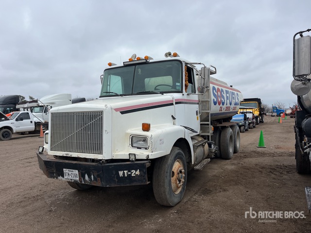 1993 Freightliner 6x4 Camión Cisterna de Combustible (Inoperable ...