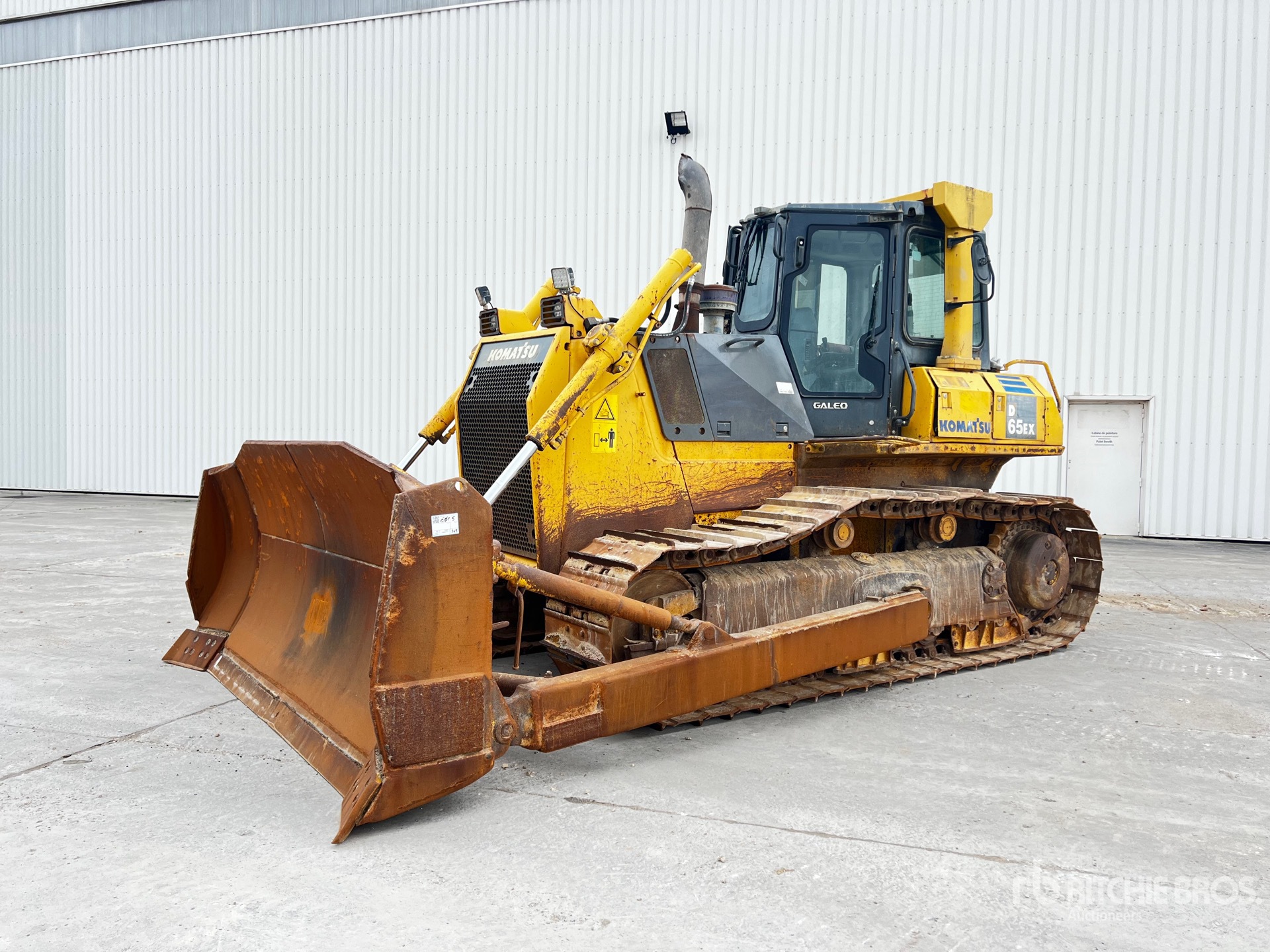 2006 Komatsu D65EX-15E0 Crawler Dozer | Ritchie Bros. Auctioneers