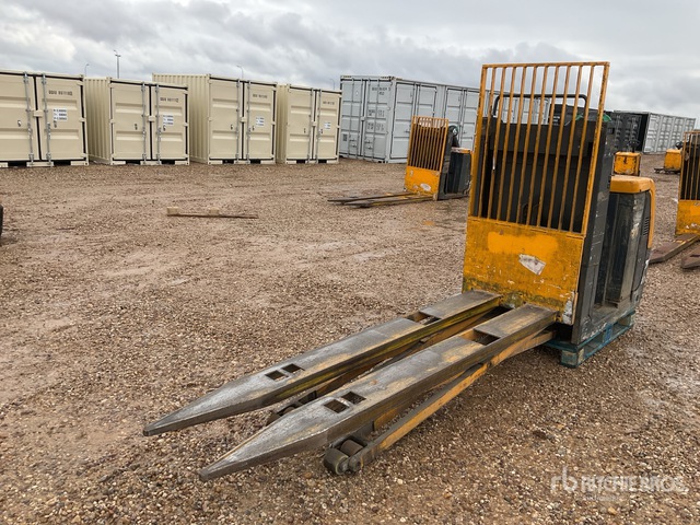 Jungheinrich ECE 320 Order Picker | Ritchie Bros. Auctioneers