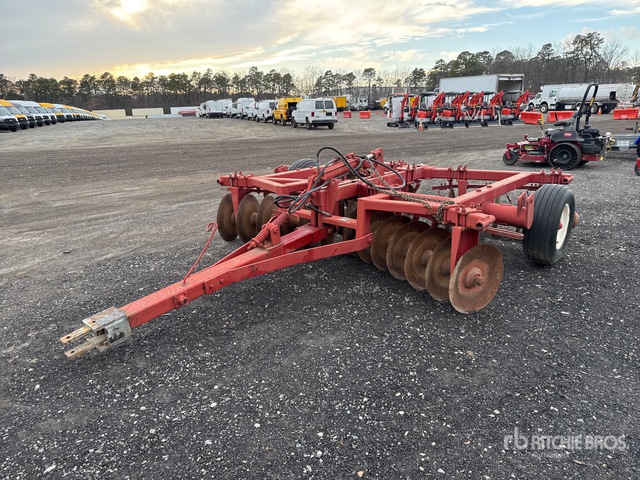 Long MFG 10 ft Semi-Mount Tandem Breaking Disc Harrow | Ritchie Bros ...