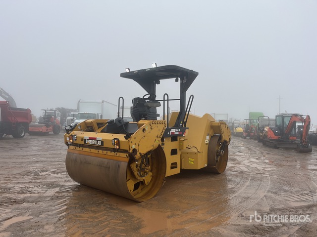 2011 Cat CB64 Double Drum Roller | Ritchie Bros. Auctioneers
