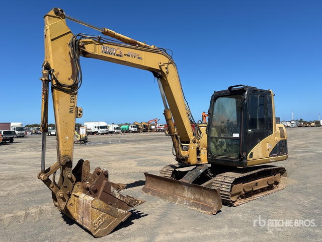 2005 Cat 307C SB Tracked Excavator | Ritchie Bros. Auctioneers