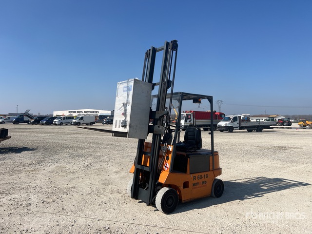 Still R60-16 1600 kg Electric Forklift | Ritchie Bros. Auctioneers
