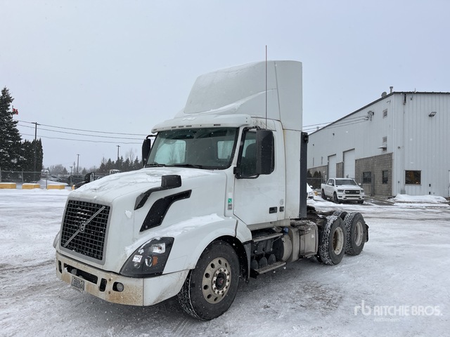 2017 Volvo VNL 6x4 T/A Day Cab Truck Tractor | Ritchie Bros. Auctioneers