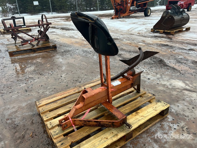 3-Point 1 Row Potato Planter | Ritchie Bros. Auctioneers