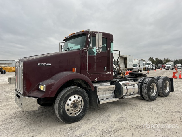 2013 Kenworth T800 6x4 T/A Day Cab Truck Tractor | Ritchie Bros. Auctioneers