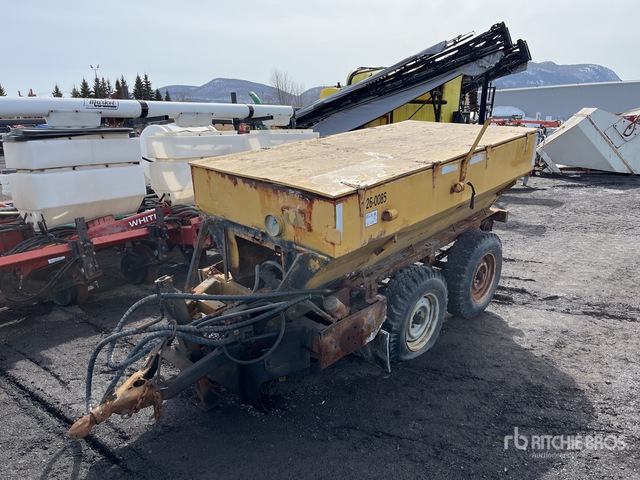 1991 Colpron T/A Tow-Behind Salt Spreader | Ritchie Bros. Auctioneers