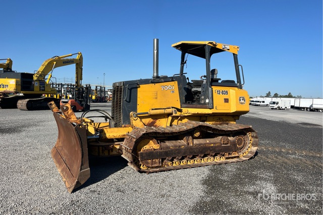 2007 John Deere 700J XLT Crawler Dozer | Ritchie Bros. Auctioneers