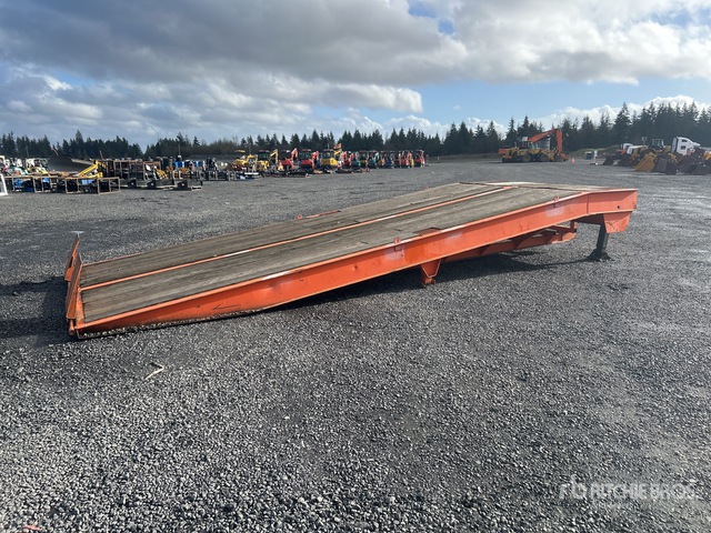27 ft x 10 ft Loading Ramp | Ritchie Bros. Auctioneers