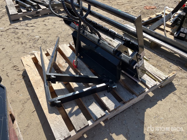 2025 GIYI GY-CYHC 29 in Mini Skid Steer Forks (Unused) | Ritchie Bros ...