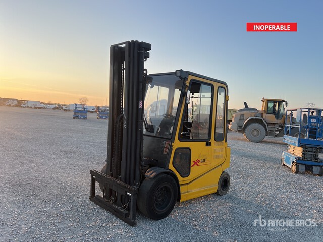 2007 OM XE35 Electric Forklift (Inoperable) | Ritchie Bros. Auctioneers