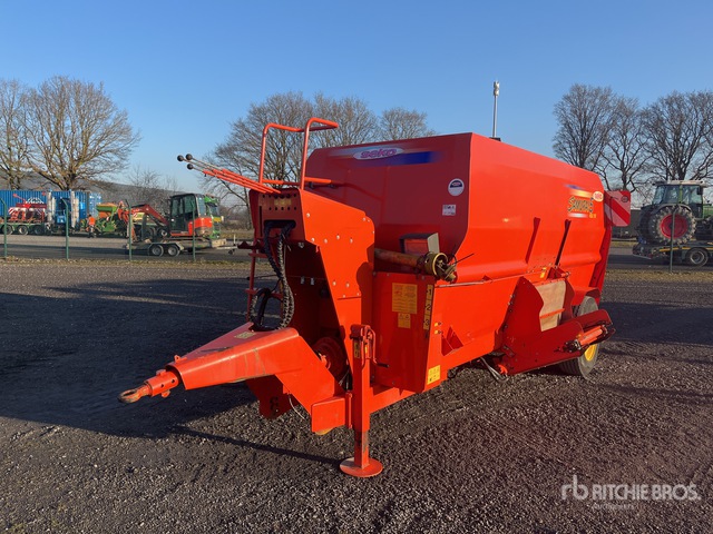 2012 Seko SAM/5 Feed Wagon | Ritchie Bros. Auctioneers