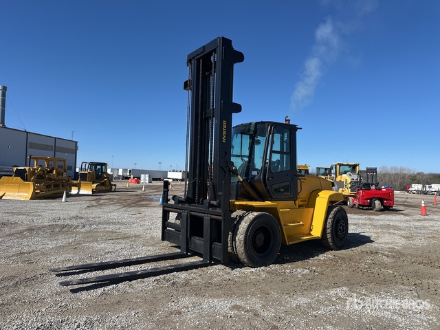 2003 Hyster H210HD 19600 lb Pneumatic Tire Forklift | Ritchie Bros ...