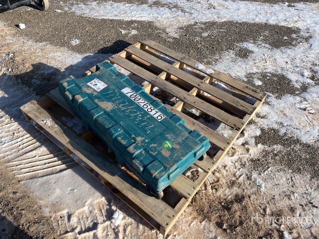 Makita HM1214C Demolition Breaker | Ritchie Bros. Auctioneers