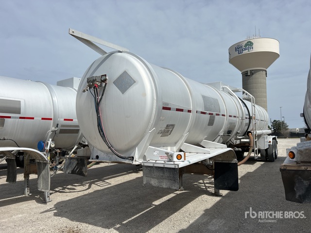 2006 Heil MC407 8400 gal T/A Tanker Trailer | Ritchie Bros. Auctioneers