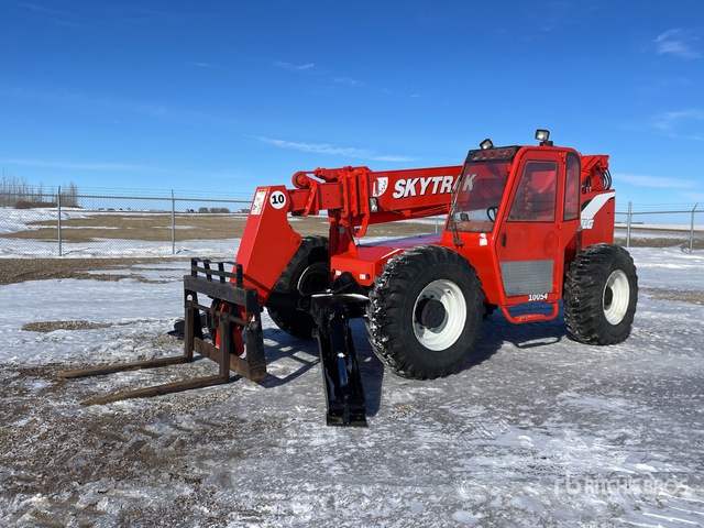 2001 SkyTrak 10054 Telehandler | Ritchie Bros. Auctioneers