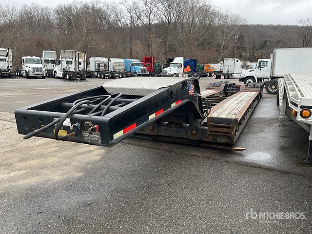 2006 Talbert 50 ton Tri/A Double Drop Removable Gooseneck Lowboy ...