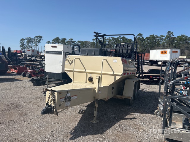2022 Finn T90T 800 gal Hydroseeder | Ritchie Bros. Auctioneers