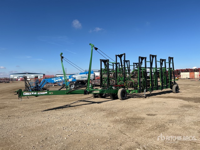 2013 Summers 50 50 ft Mid Harrow Packer | Ritchie Bros. Auctioneers