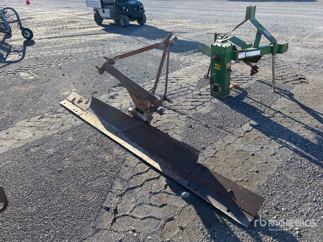 120 in 3-Point Tractor Grader | Ritchie Bros. Auctioneers
