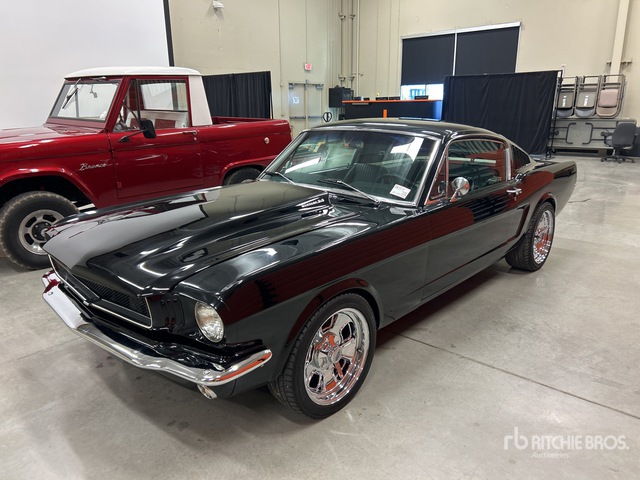 1965 Ford Mustang Fastback Voiture ancienne | Ritchie Bros. Auctioneers