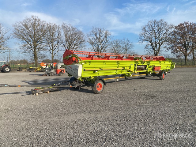 2022 Claas Vario 1380 Combine Header | Ritchie Bros. Auctioneers