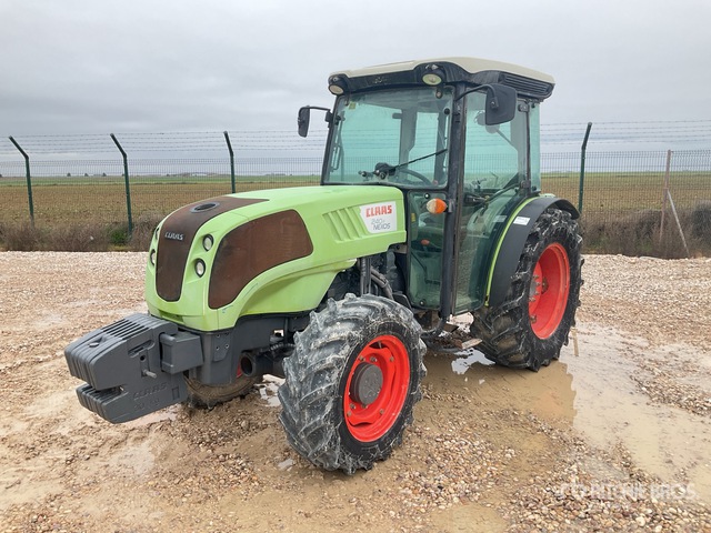 2016 Claas NEXOS 240 F 4WD Tractor | Ritchie Bros. Auctioneers