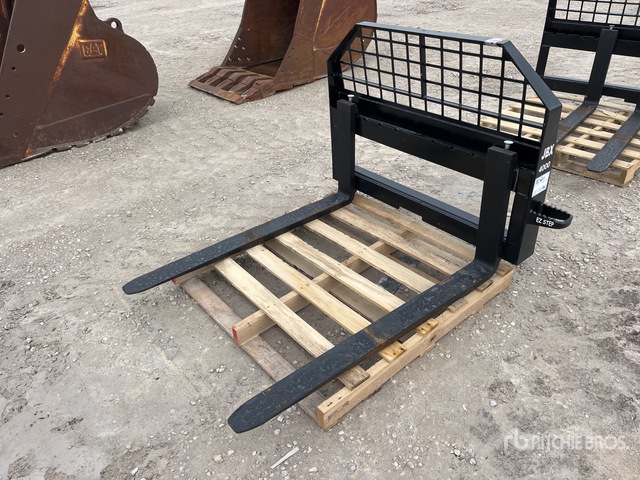 JBX 4000 48 in Skid Steer Forks (Unused) | Ritchie Bros. Auctioneers
