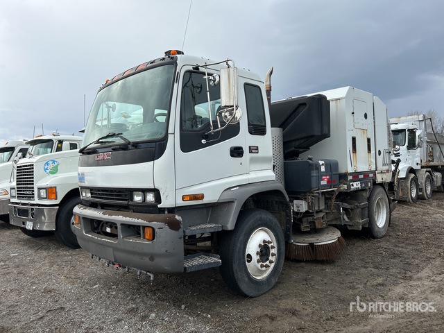 Schwarze M6000 on 2009 GMC T7500 Sweeper Truck | Ritchie Bros. Auctioneers