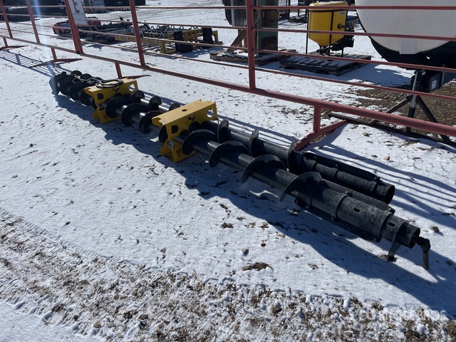 MacDon 40 ft Cross Auger | Ritchie Bros. Auctioneers