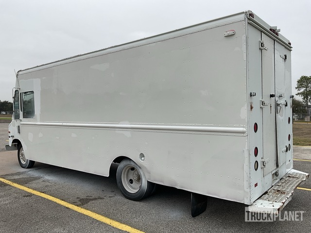 2005 WorkHorse P42 4x2 Step Van in Houston, Texas, United States ...