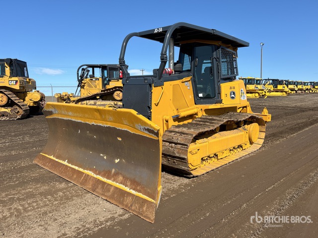 2011 John Deere 850J WLT Crawler Dozer | Ritchie Bros. Auctioneers