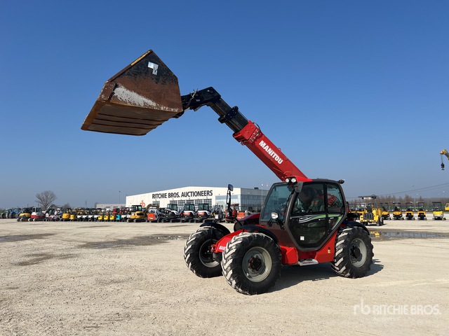 2015 Manitou MLT940 Telehandler | Ritchie Bros. Auctioneers