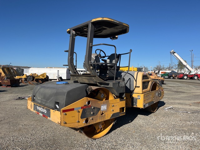 2016 Volvo DD110B Double Drum Roller | Ritchie Bros. Auctioneers