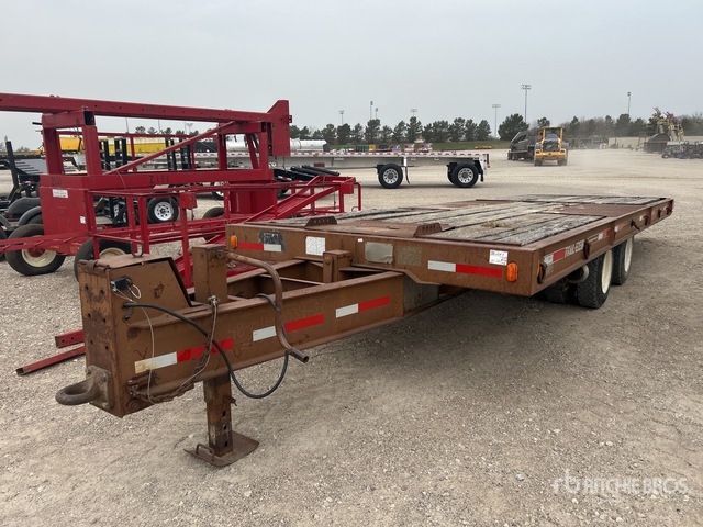 1989 Trail-Eze 23 ft T/A Equipment Trailer | Ritchie Bros. Auctioneers