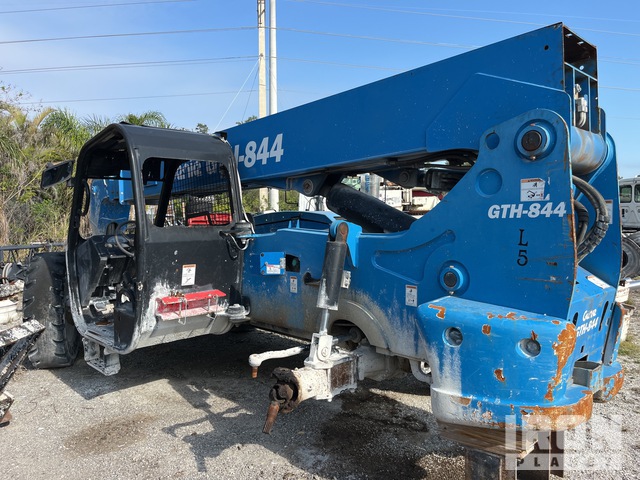 2019 Genie GTH-844 Telehandler in Venice, Florida, United States ...