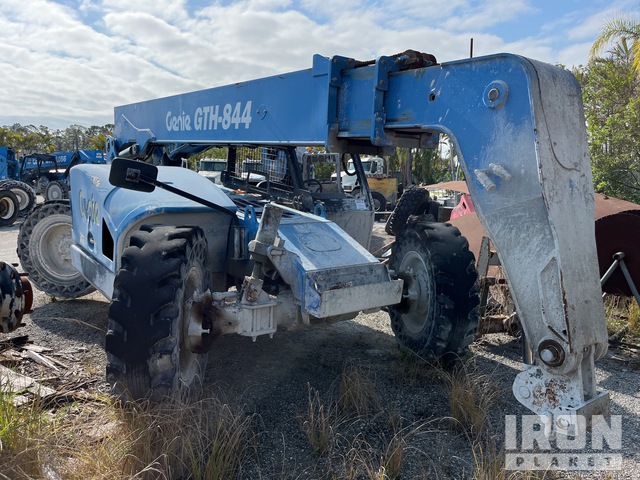 2019 Genie GTH-844 Telehandler in Venice, Florida, United States ...